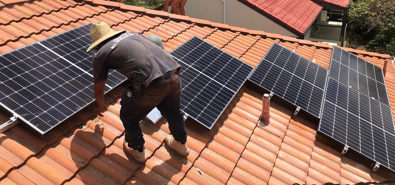 Top Solar Services Sunshine Coast | Local Solar Company QLD